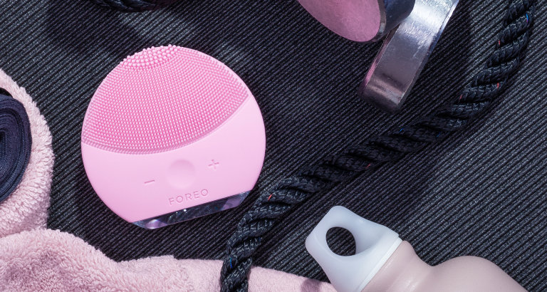 LUNA Facial Cleansing Brushes & ISSA Electric Toothbrushes | FOREO