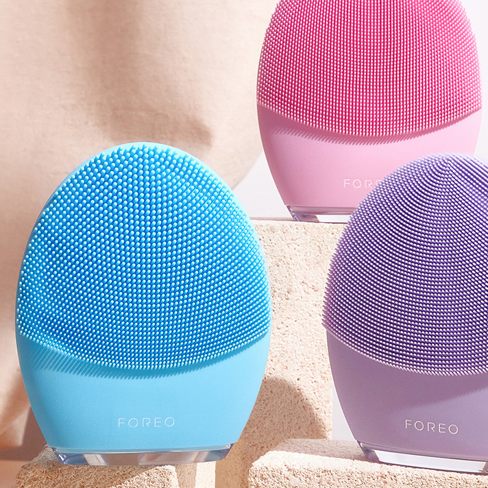 FOREO l Feel amazing with our skincare and oral care devices